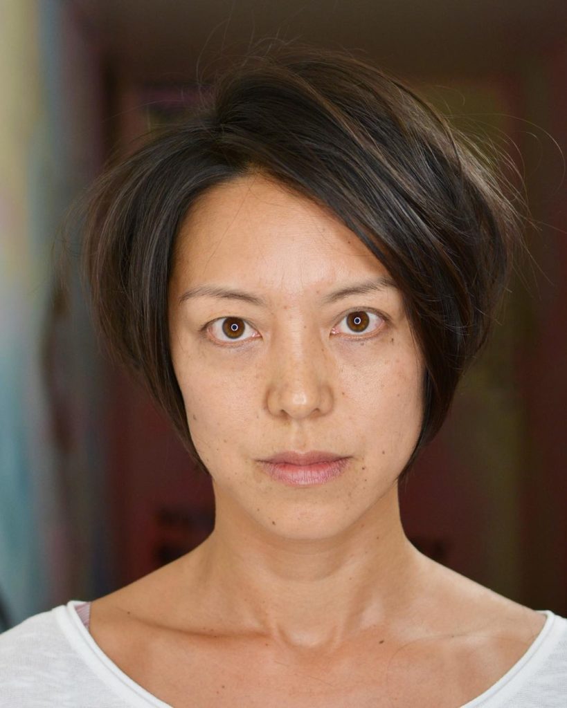 Layered-Razor-Cut-Pixie-with-Messy-Side-Swept-Blowout-Texture-and ...